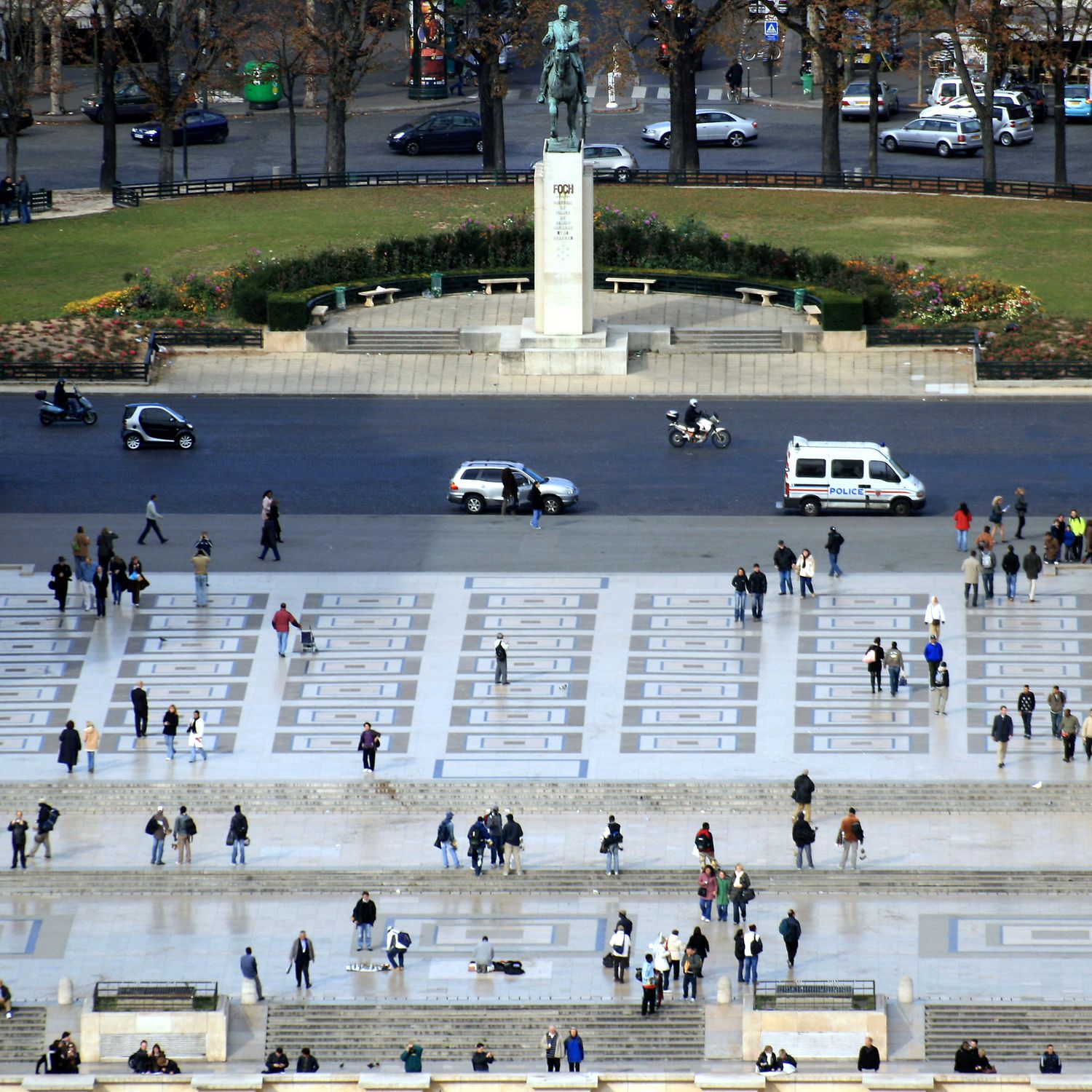 Parvis des Droits-de-l'Homme - Place publique et point de vue dans le ...